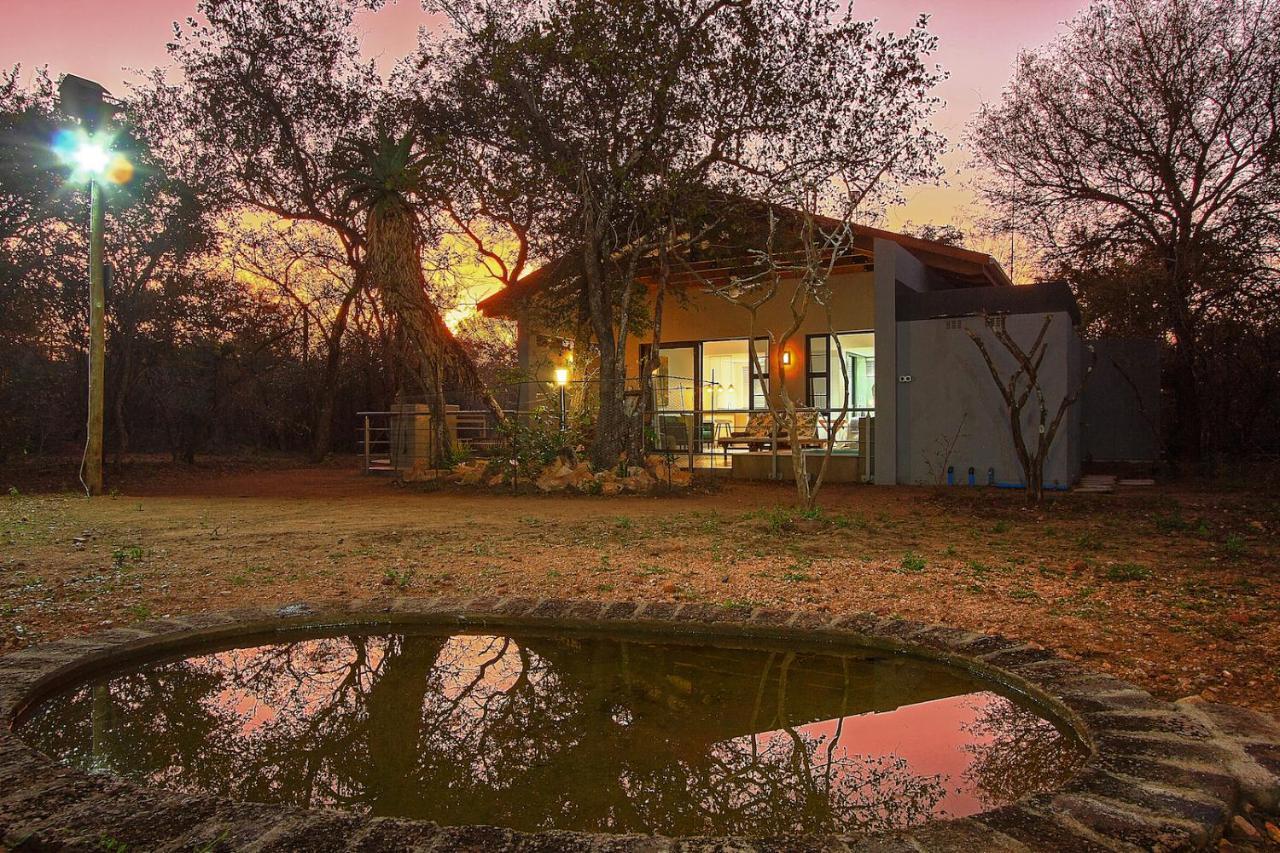 KRUGER'S KEEP - LUXURY COUPLES HAVEN ≡ Marloth Park, África do Sul ≡ ... KRUGER'S KEEP - LUXURY COUPLES HAVEN ≡ Marloth Park, África do Sul ≡ ...